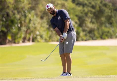 Chipping And Pitching Basics A Simple Guide For Beginners Golfing News And Blog Articles Golflynk