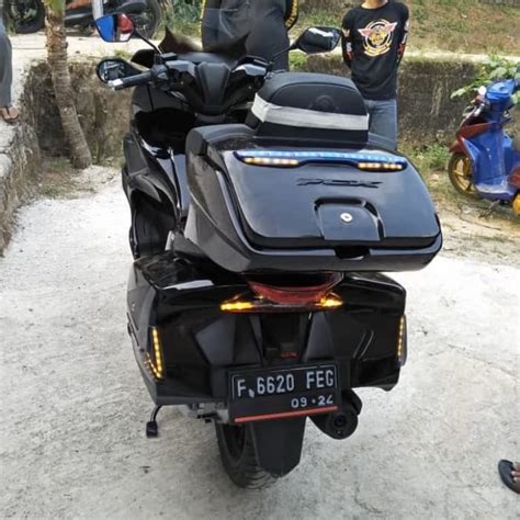 Jual Pcx Body Modifikasi Pcx New Full Goldwing Hitam Glossy Version