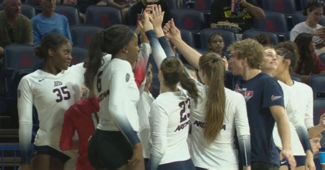 Arizona Volleyball Battles In Annual Red Blue Scrimmage Game News