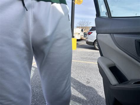 Showing Rpublicbulges