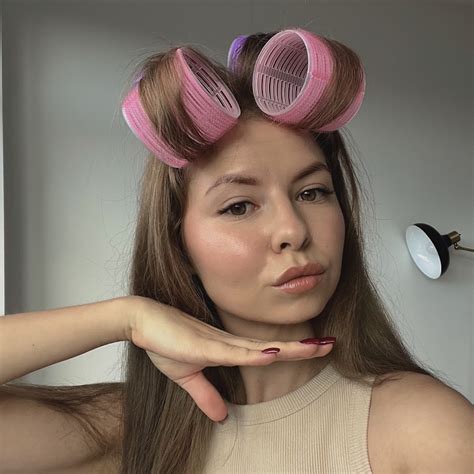 Elizabeth Vev Youtube