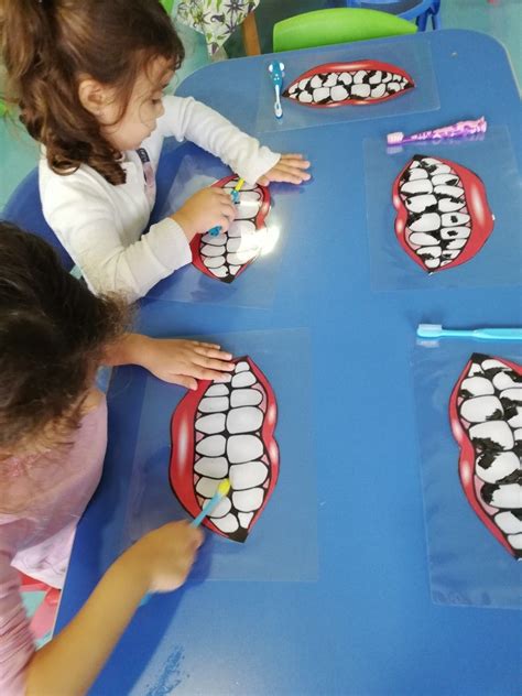 Clean Your Teeth Dental Health Preschool Activities Preschool