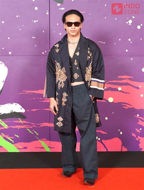 Jefri Nichol Terpaksa Belajar Merokok Di Film Jakarta Vs Everybody Berujung Ketagihan