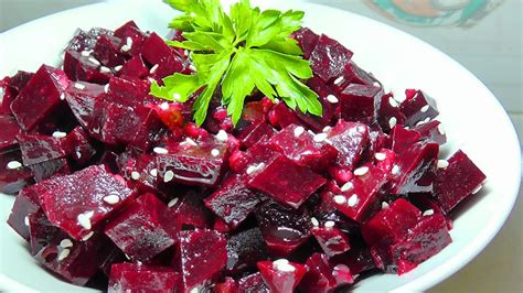 САЛАТ ИЗ СВЕКЛЫ. РЕЦЕПТ ВКУСНОГО И ПОЛЕЗНОГО САЛАТА - YouTube
