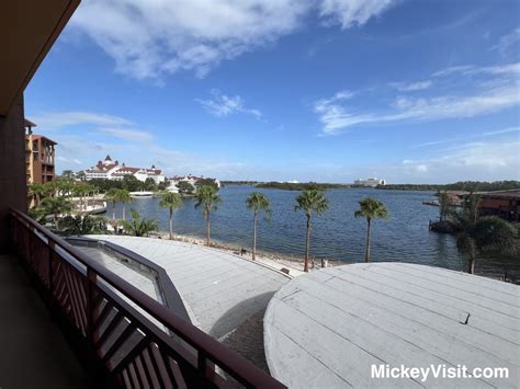 Review Island Tower At Disneys Polynesian Whats Good And Bad
