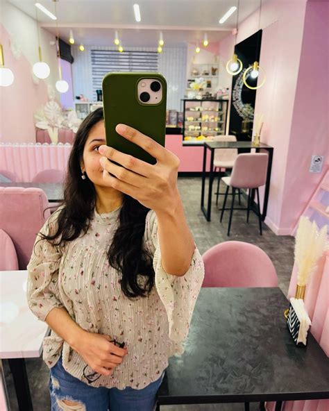 Naaya ⁠‿⁠ On Twitter Retweet With Your Last Mirror Selfie Pic 🧿 4ipg1dxdcq Twitter