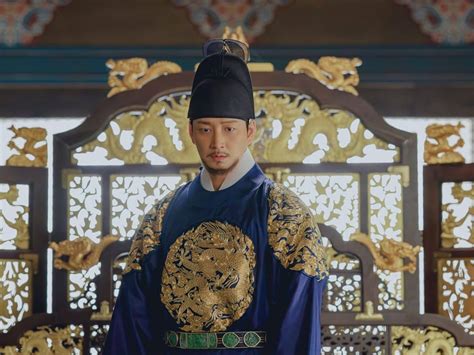 The Queen Who Crowns Lee Hyun Wook About Explicit Scenes