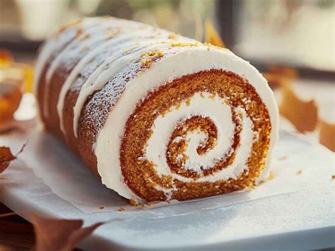 Pumpkin Spice Cake Roll Recipe