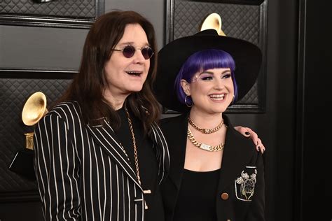 Kelly Osbourne Calls Dad Ozzys Final Show Magic Parade