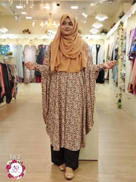 Abaya And Gown সাইড বন্ধ শর্ট আবায়া আমাদের ইদানিং এই শর্ট আবায়া