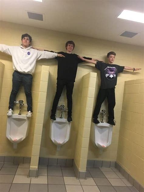 Three Friends Pose Reference Body Reference Poses Three People