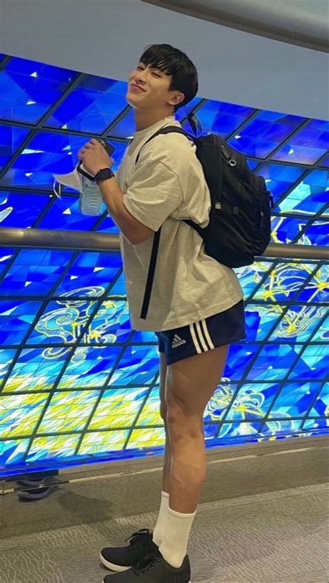 Wonho Iconic Pose Wonho Abs Hot Korean Guys Won Ho