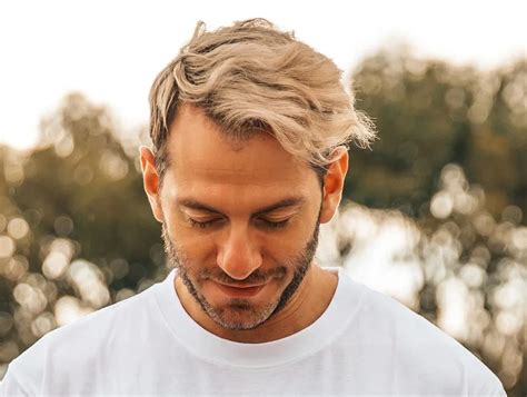 25 Modern Hairstyles For Men In Their 30s Hairstylecamp