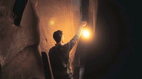 Priskila Dan Akwila Tangan Terbuka Media