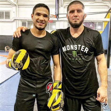 Mfn 14 Who Is Mohammed Farhad Former Brave Cf Winner Is Set To