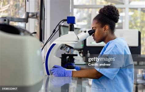 Pathology Lab Slide Stock Fotos Und Bilder Getty Images