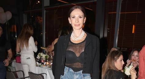 אחרי שחטפה ביקורות על הלבוש הפרובוקטיבי לאה שנירר עושה זאת שוב Tmi