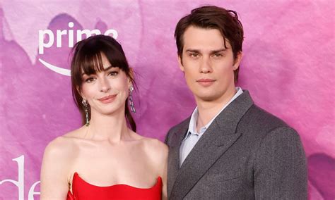 Nicholas Galitzine Is Hollywoods Ultimate Himbo In The Idea Of You