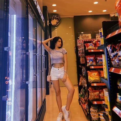 Ngắm Vòng Eo Siêu Thực Của Hội Hot Girl Võ Ngọc Trân Linh Ka Hay