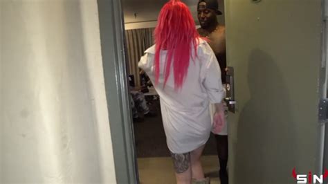 Isinxxx Slut Walk Porno Videos Hub