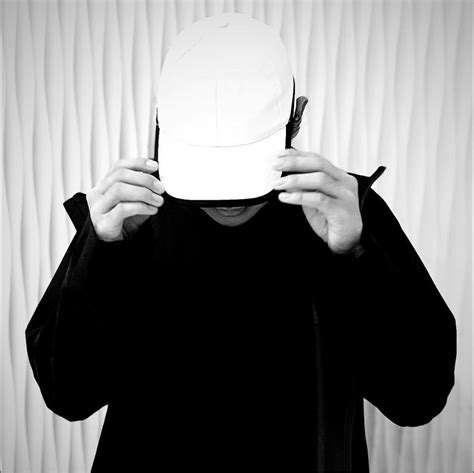 𝚁𝚎𝚢𝚖𝚊𝚛𝚔 𝚂𝚗𝚊𝚙𝚜𝚑𝚘𝚝𝚜