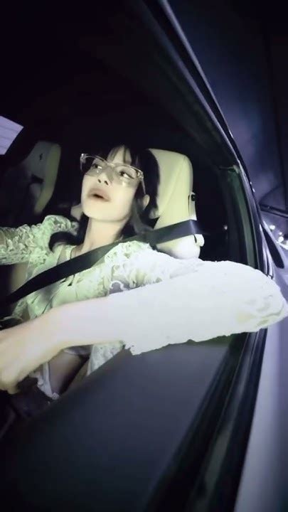 What Song Is She Singing Lisa Youtube