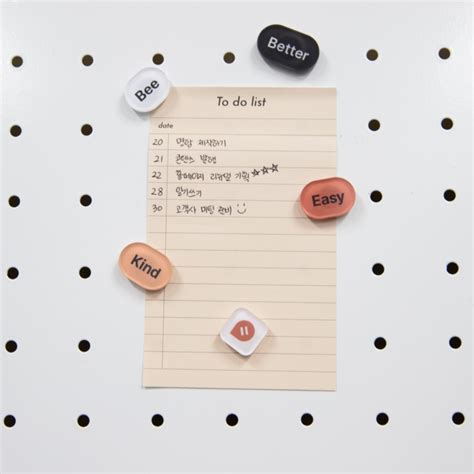 자체제작 아크릴 마그넷 세트 썸띵 굿즈로 좋은 경험을 전달합니다