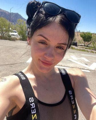 Rosalyn Sphinx Age Height Boyfriend Net Worth