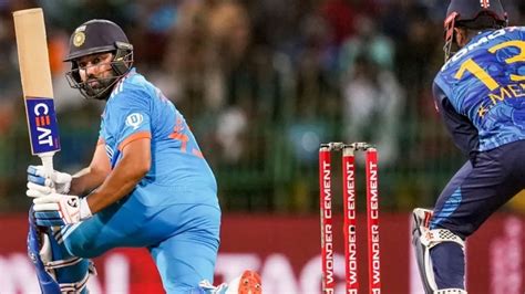 Rohit Sharma ఎతట తపన కషటమ ఈ 5 రహత రకరడల బరక