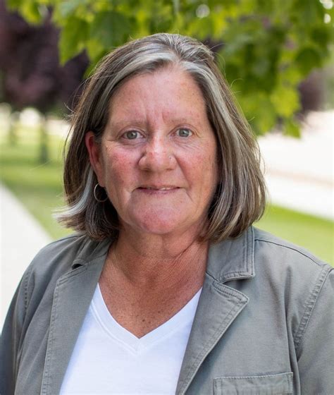Denia Hannon Coldwell Banker Realty Updated June 2024 710 Kimbark