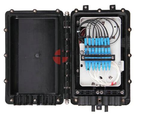 8 Port Drop Cable Fiber Optic Splice Closure For Mini Plc Splitter Sc Adapters