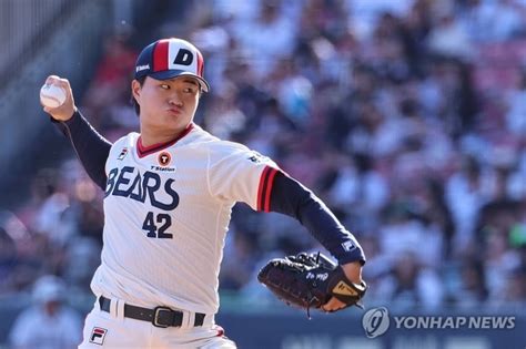 복귀 임박 두산 필승조 최지강 이승엽 감독 불펜 투구 내용 좋아