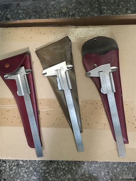 стари инструменти и неща Антиквариат София предлагам няколко БГ шублера от старите