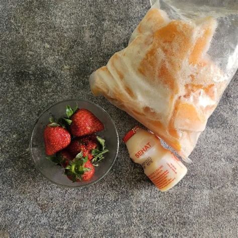 Resep Smoothies Pepaya Strawberry Sederhana Rumahan Di Yummy App