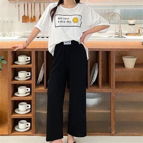 Set 콰드 스마일 와이드 트레이닝세트 에이블리