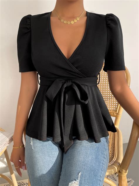 Camiseta De Manga Farol De Cuello Cruzado Con Cinturón Peplum