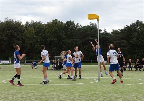 Wedstrijdverslag Dindoa 1 Wit Blauw 1 Ermelosezakennl