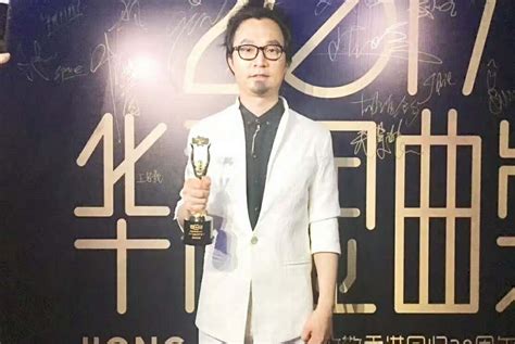 隆昌籍歌手西域胡杨荣获全球十大“华语金曲奖”！