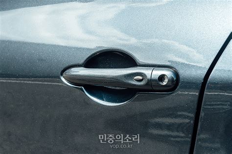 시승기 유럽서 테슬라 제친 르노 전기차 조에 가성비를 잡다 민중의소리