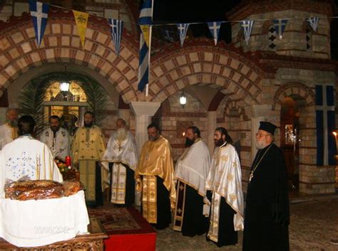 ΑΓΡΥΠΝΙΑ ΣΤΟ ΙΕΡΟΝ ΠΡΟΣΚΥΝΗΜΑ ΑΓΙΟΥ ΝΕΚΤΑΡΙΟΥ ΣΥΚΕΑΣ ΕΠΙ ΤΗ ΙΕΡΑ ΜΝΗΜΗ