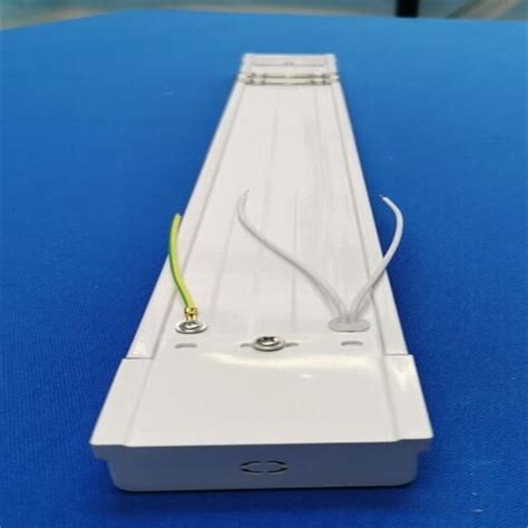 China Direct Led Batten Light 36w Gym Rooms Linear Light Suppliers