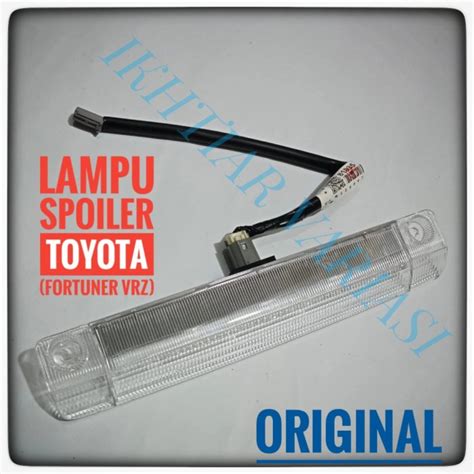 Jual Lampu Spoiler Fortuner VRZ Lampu Spoiler Fortuner Original Soket