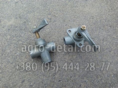 ПП-8 кран переключения топливных баков 700А.11.00.080-1 трактора ...