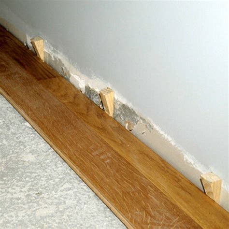 Parquet Massif Réussir La Pose Collée Sur Chape