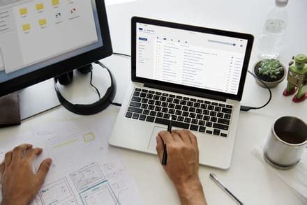 How To Structure An Email CCM