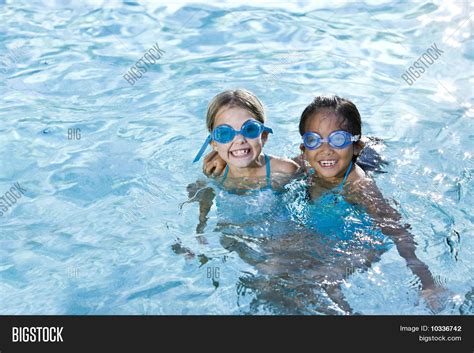Best Friends Girls Image And Photo Free Trial Bigstock