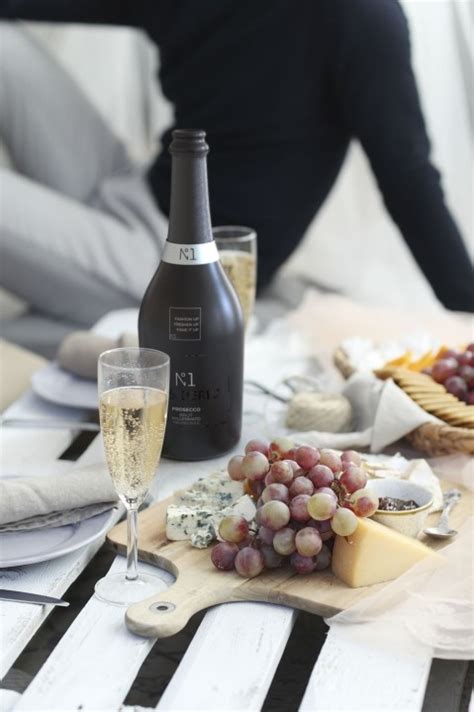 How To Drink Prosecco The Ultimate Guide