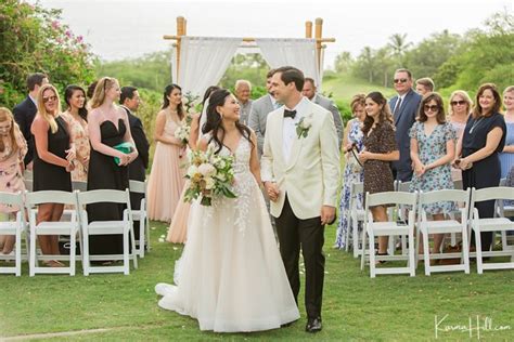 Halfway Point Stephanie Jonathan S Maui Destination Wedding
