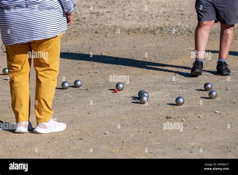 P Tanque Players Counting The Points Stock Photo Alamy