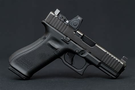 Glock 45 9mm W Trijicon Rmr 3 25 Moa Black Nrc Industries